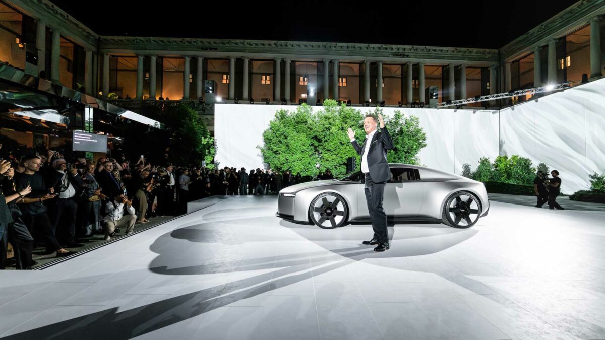 A new beginning in Milan: Audi unveils new design